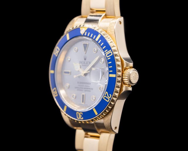 Rolex Submariner 16618 18K Yellow Gold Serti Dial RARE 16618 for Sale ...